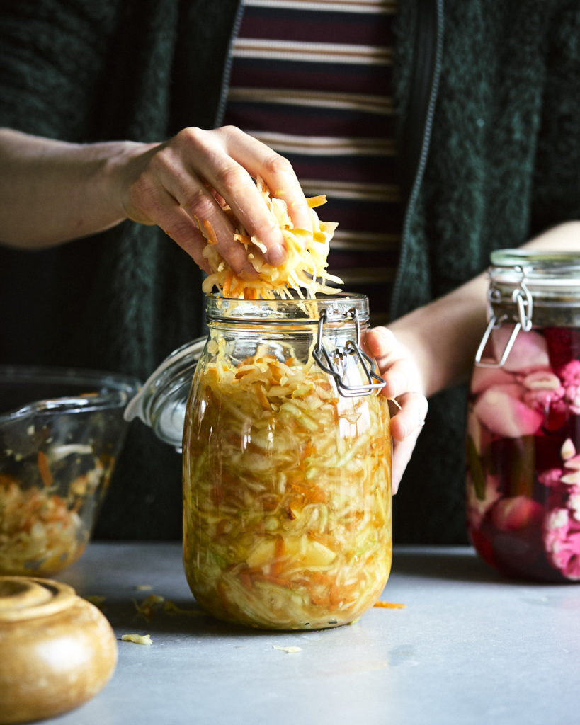 LACTO-FERMENTATION RECIPES: SAUERKRAUT, VEGETABLES IN BRINE & KIMCHI ...