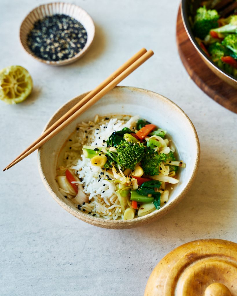 Zingy and Brothy Rice Bowl w. Green Stir Fry - Good Eatings