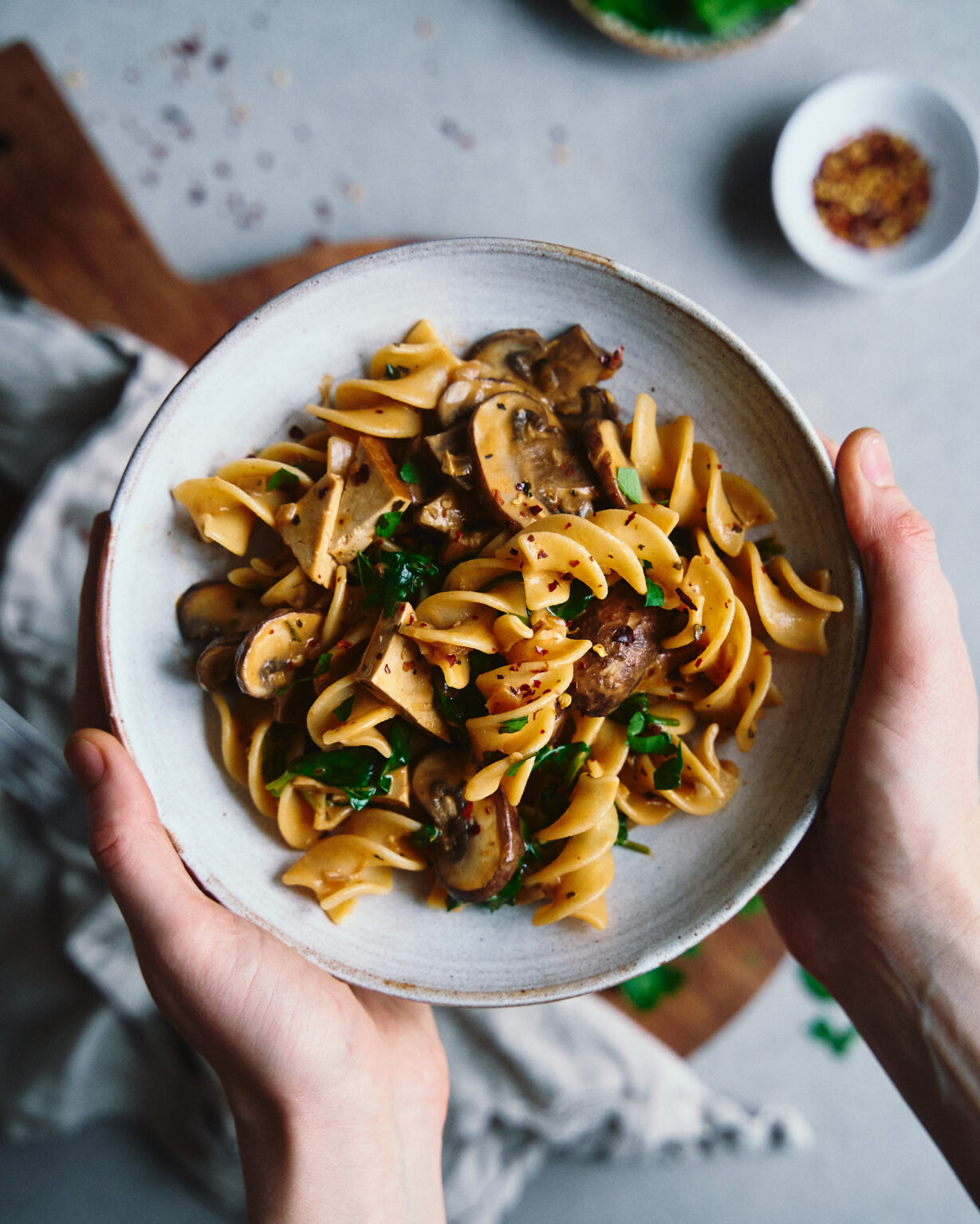 Creamy Pasta w/ Mushroom, Spinach and Tofu - Good Eatings