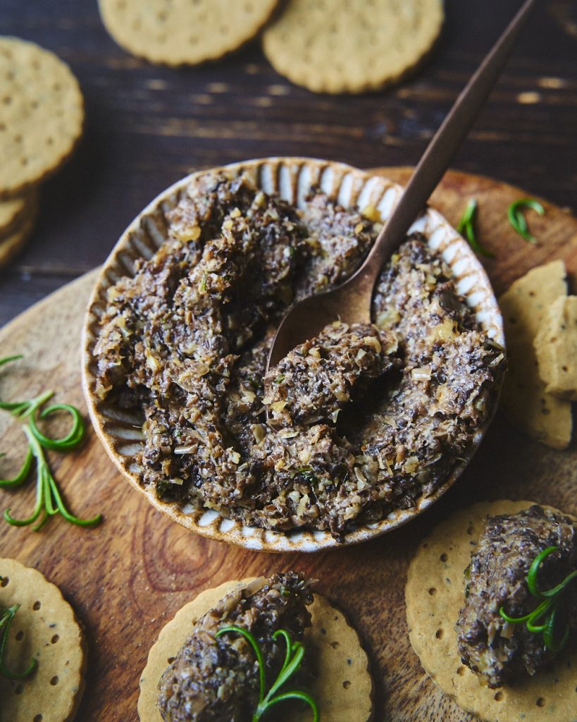 Vegan Mushroom and Walnut Paté - Good Eatings