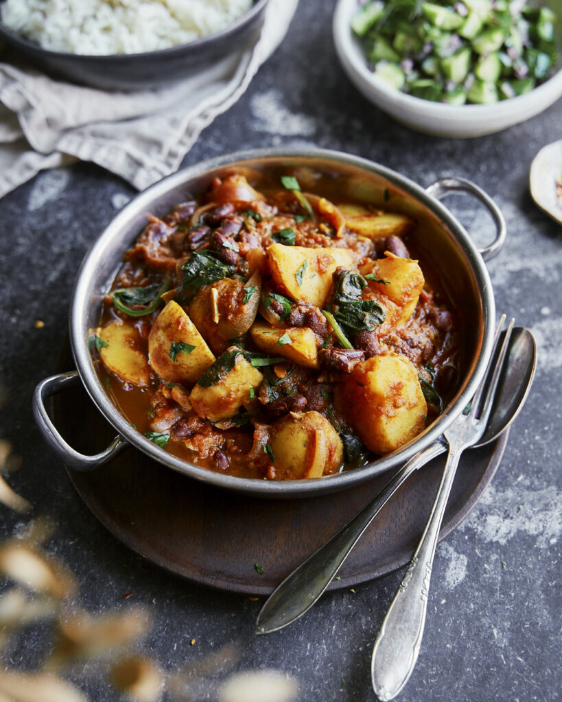 Kidney Bean and Potato Curry with Spinach - Good Eatings