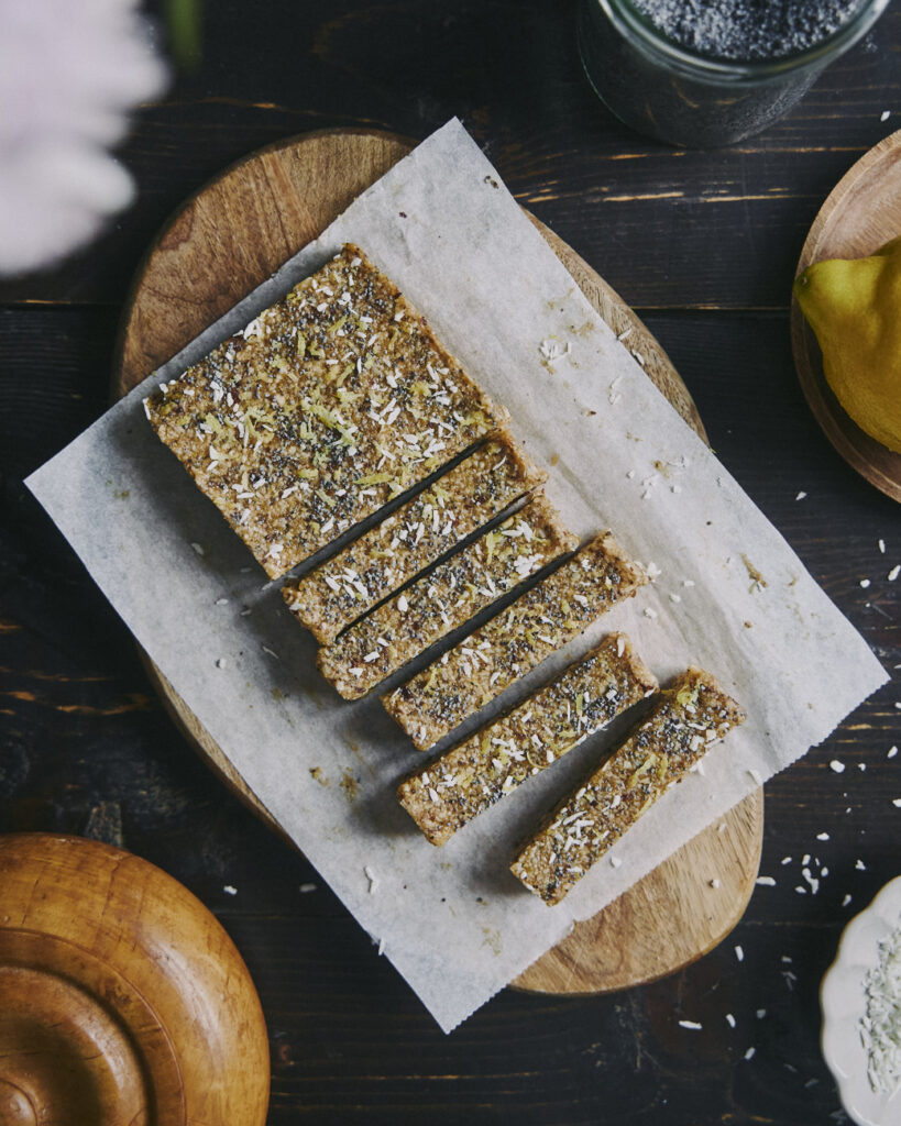 Raw Lemon and Poppy Seed Slice - Good Eatings